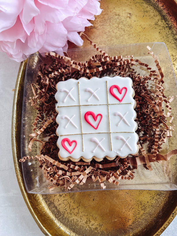 Tic-Tac-Toe Love Cookie - Sticks and Scones Cakes